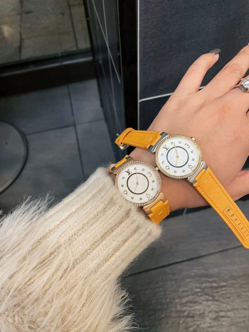 Indistinguishable LOUIS VUITTON Watches