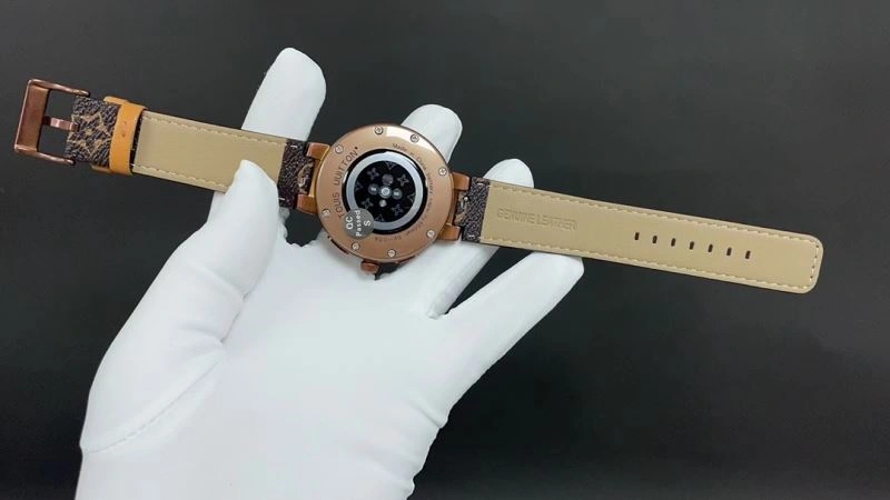 Accurate model LOUIS VUITTON Watches