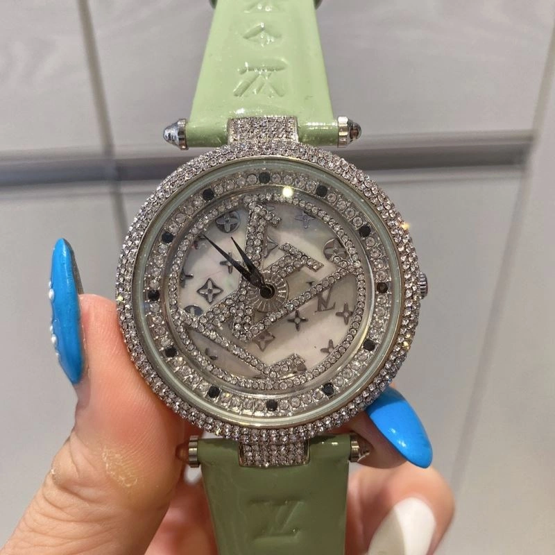 Indistinguishable LOUIS VUITTON Watches