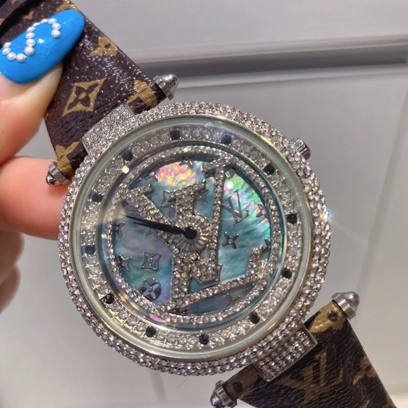 Indistinguishable LOUIS VUITTON Watches