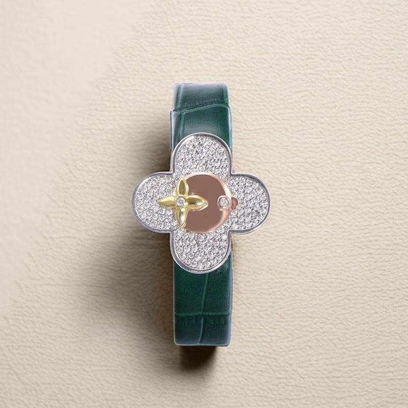 LOUIS VUITTON Watches