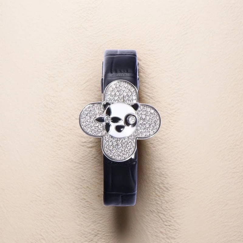 LOUIS VUITTON Watches