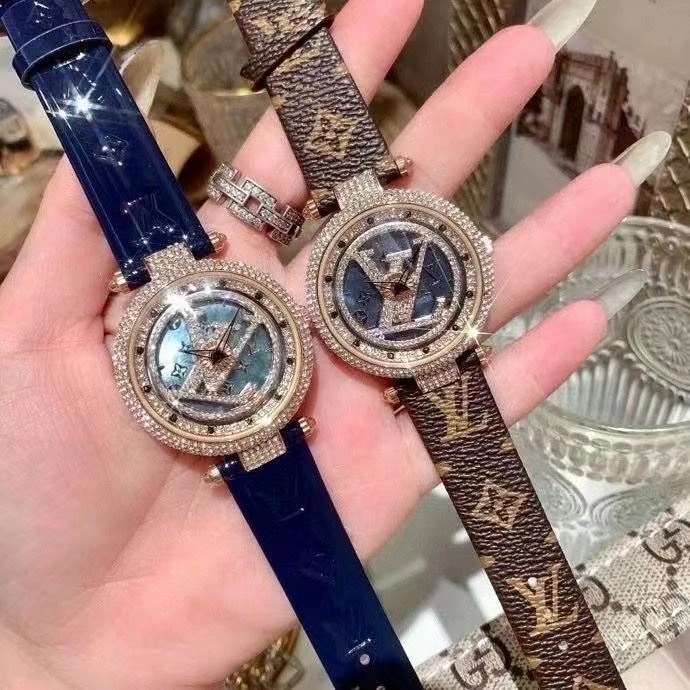 Discounted LOUIS VUITTON Watches