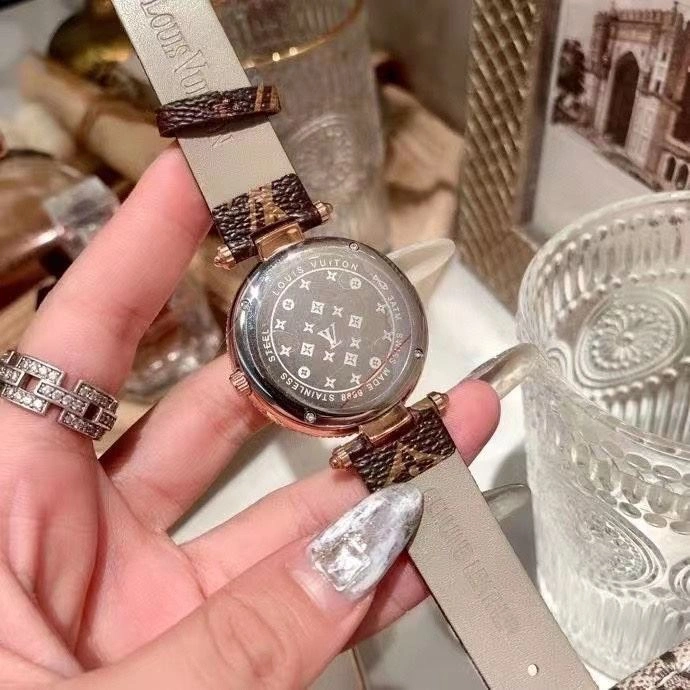 Discounted LOUIS VUITTON Watches