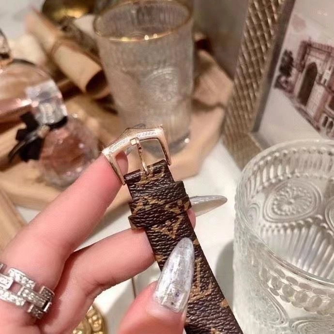 Discounted LOUIS VUITTON Watches