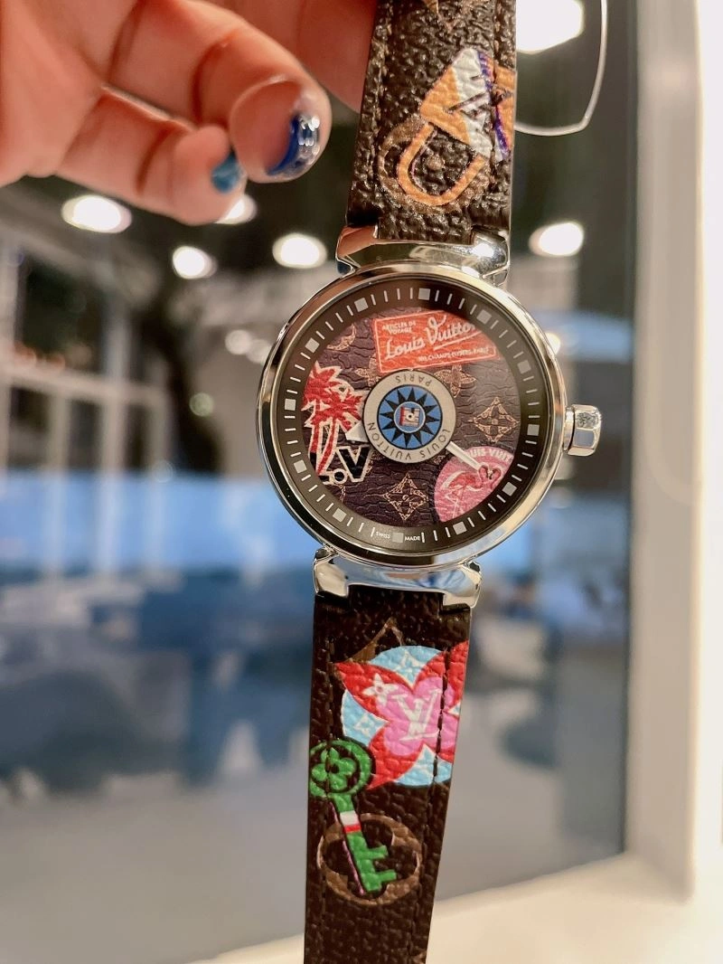 Top mirror LOUIS VUITTON Watches