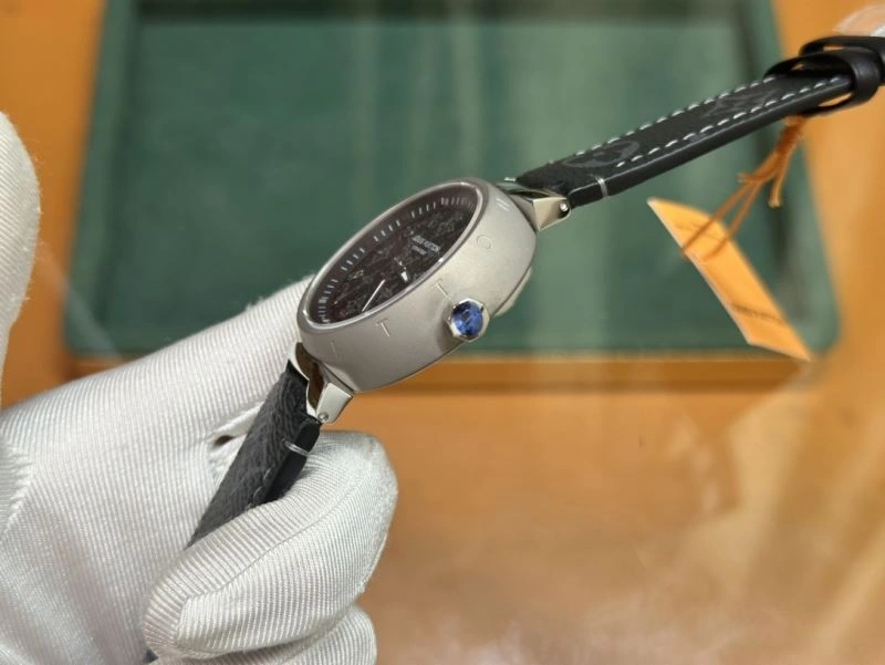 Authentic LOUIS VUITTON Watches