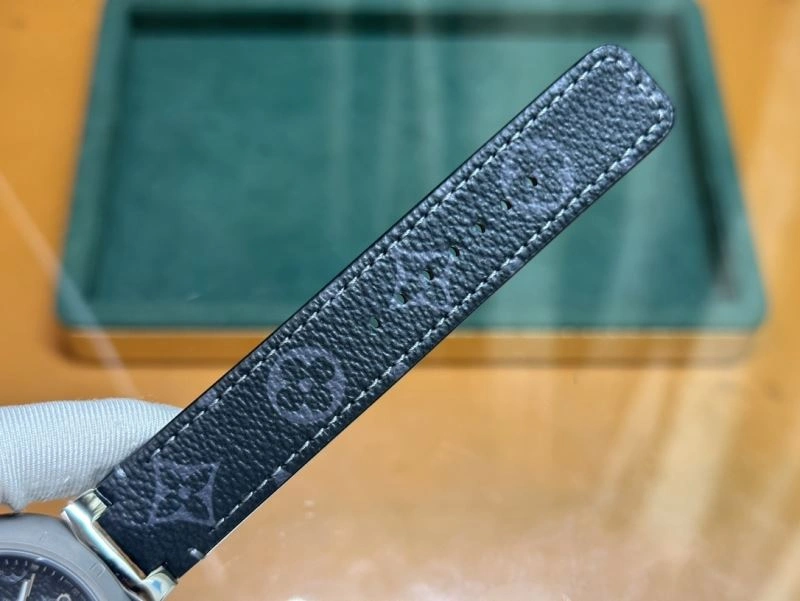 Authentic LOUIS VUITTON Watches