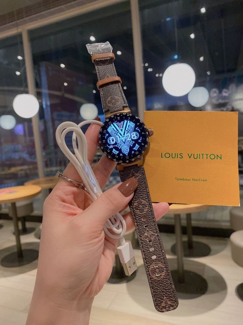 LOUIS VUITTON Watches