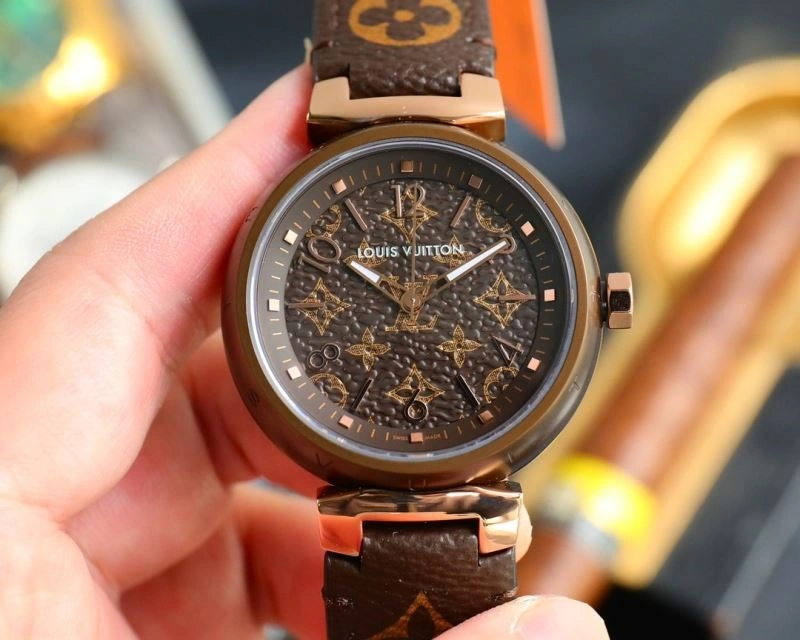 Indistinguishable LOUIS VUITTON Watches