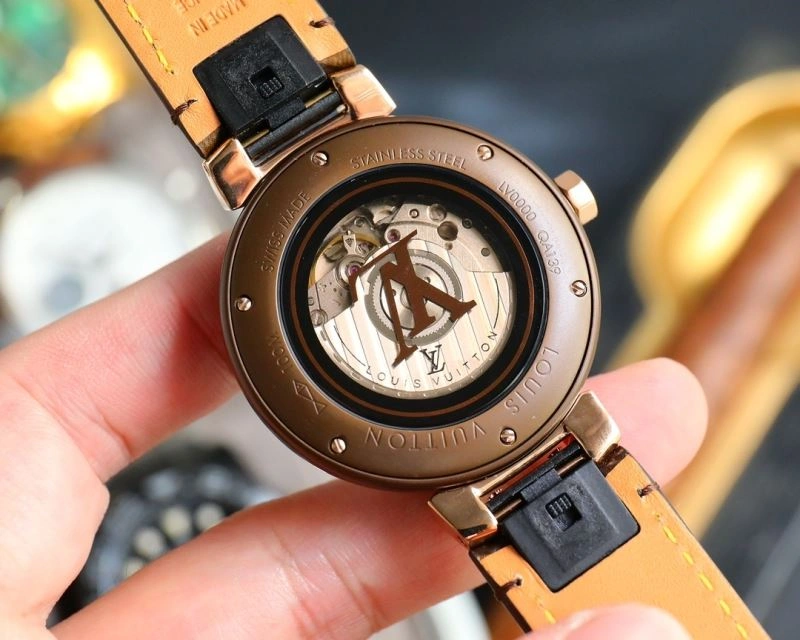 Indistinguishable LOUIS VUITTON Watches