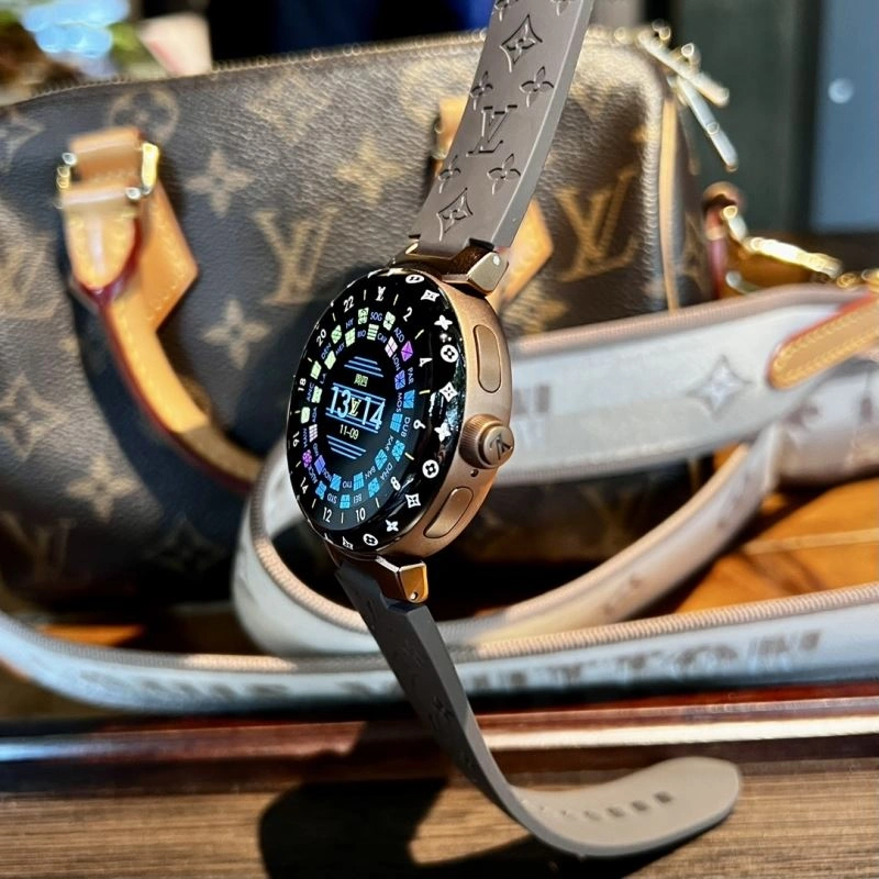 Brand-authenticated LOUIS VUITTON Watches