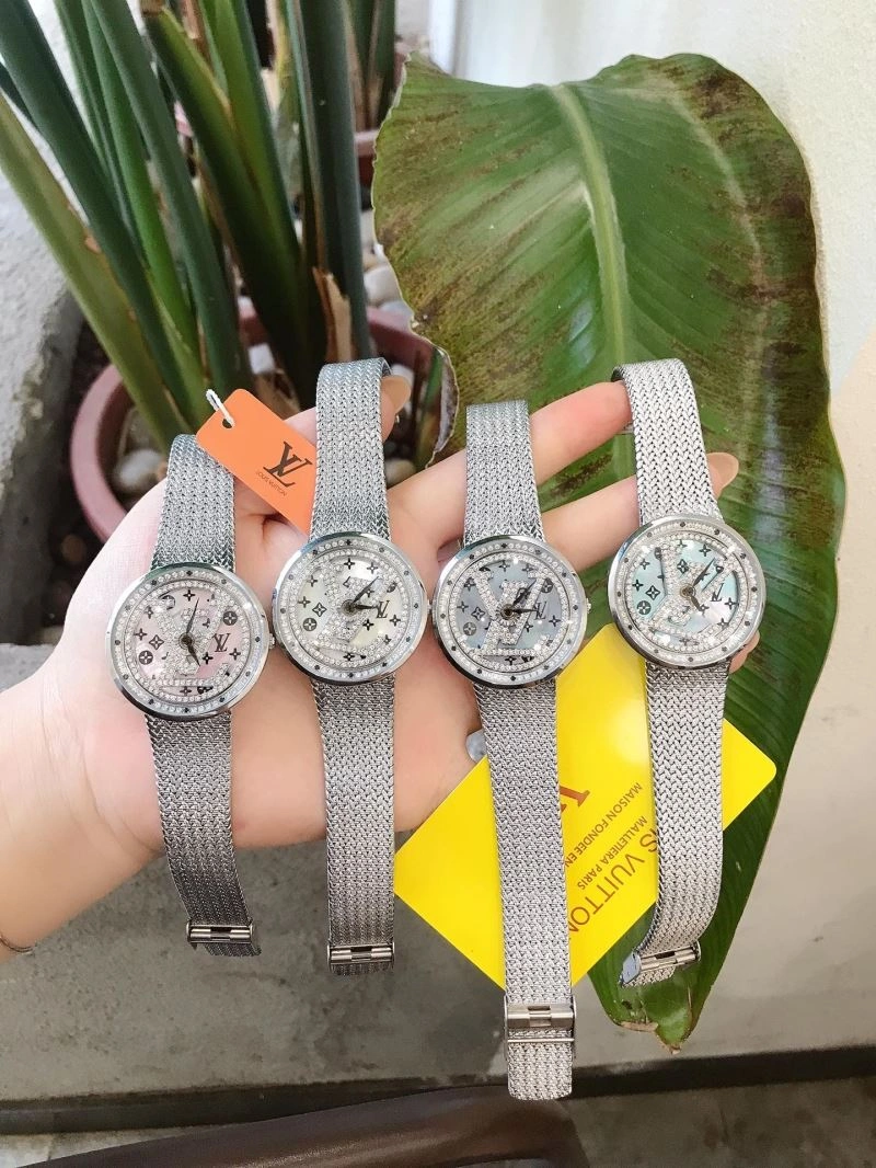 Cut-rate LOUIS VUITTON Watches