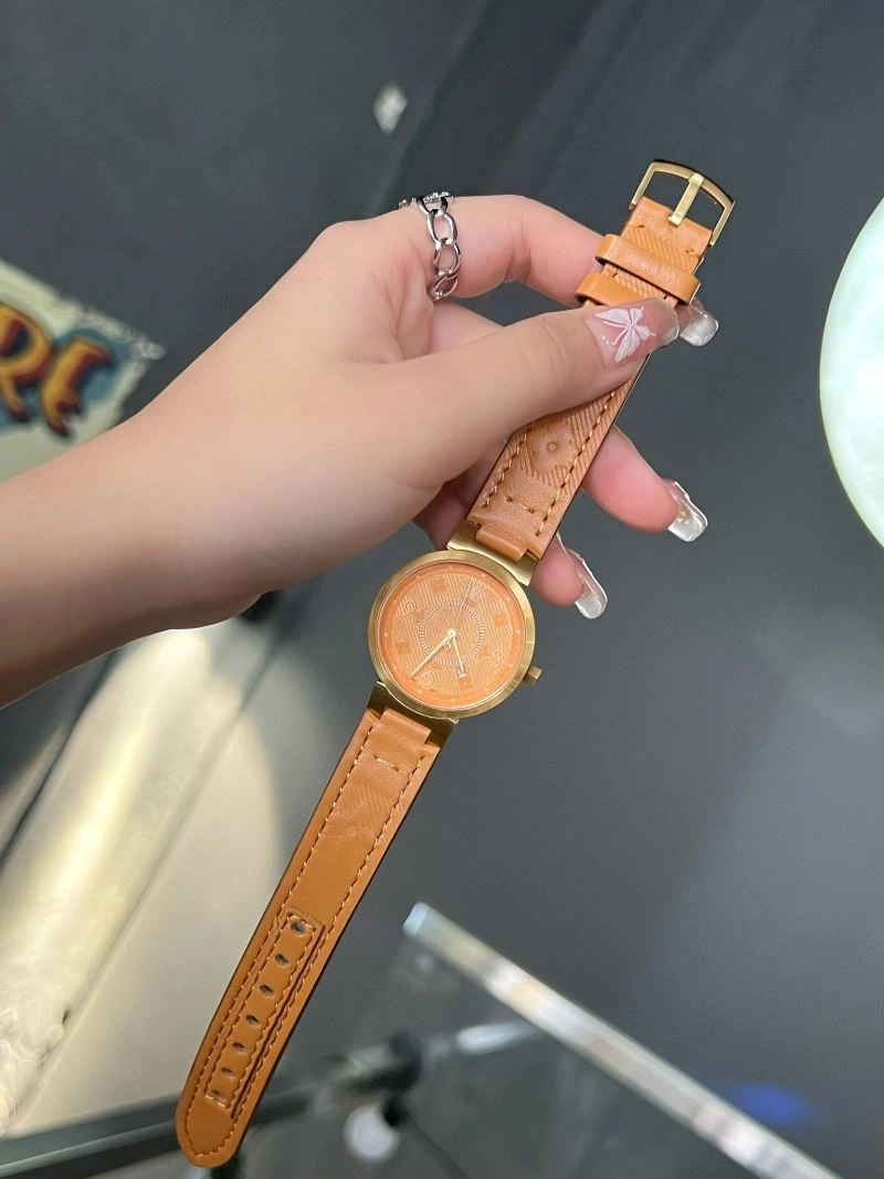 LOUIS VUITTON Watches