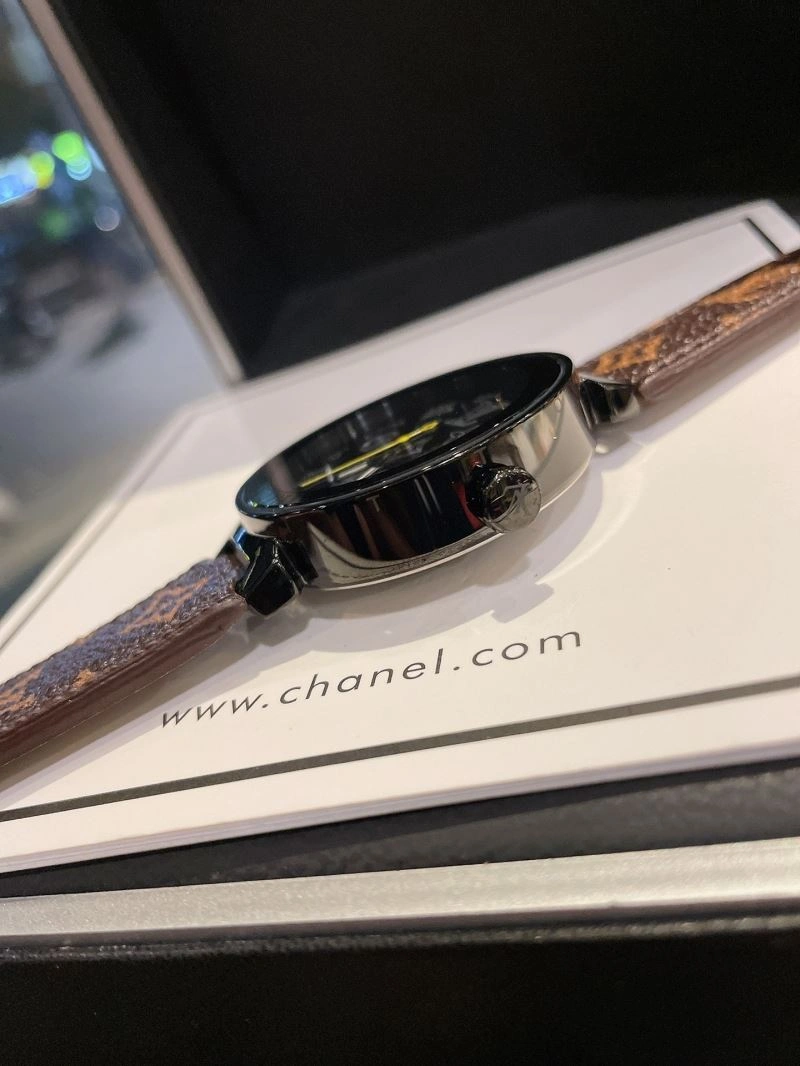 Exact replica LOUIS VUITTON Watches