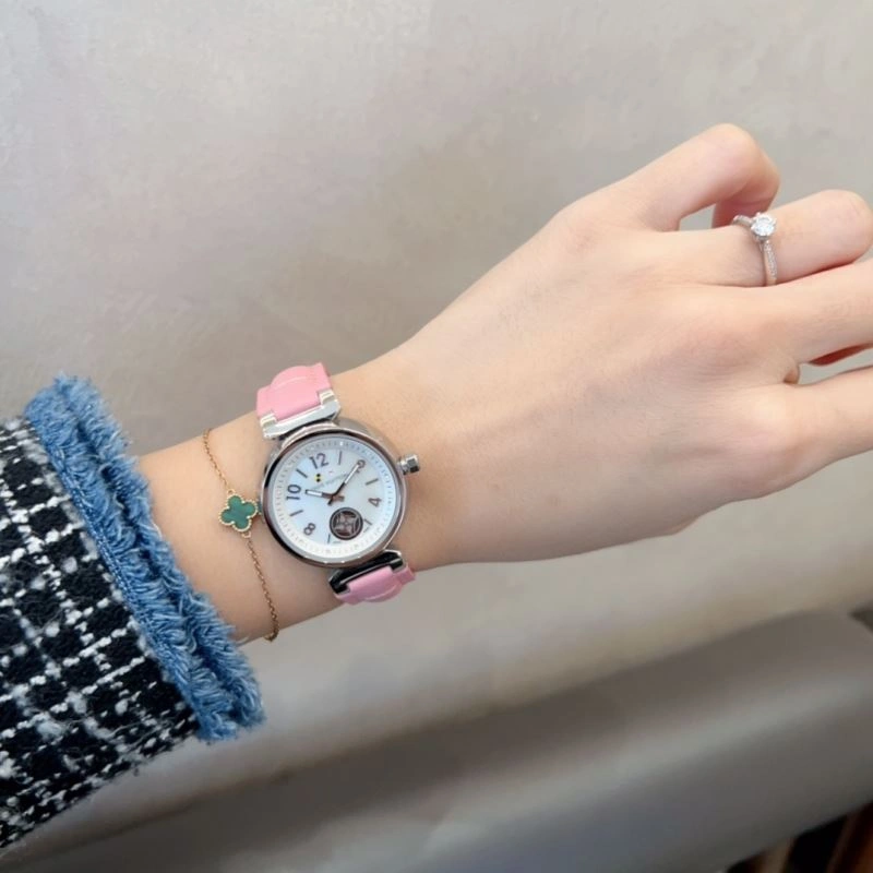 Inexpensive LOUIS VUITTON Watches