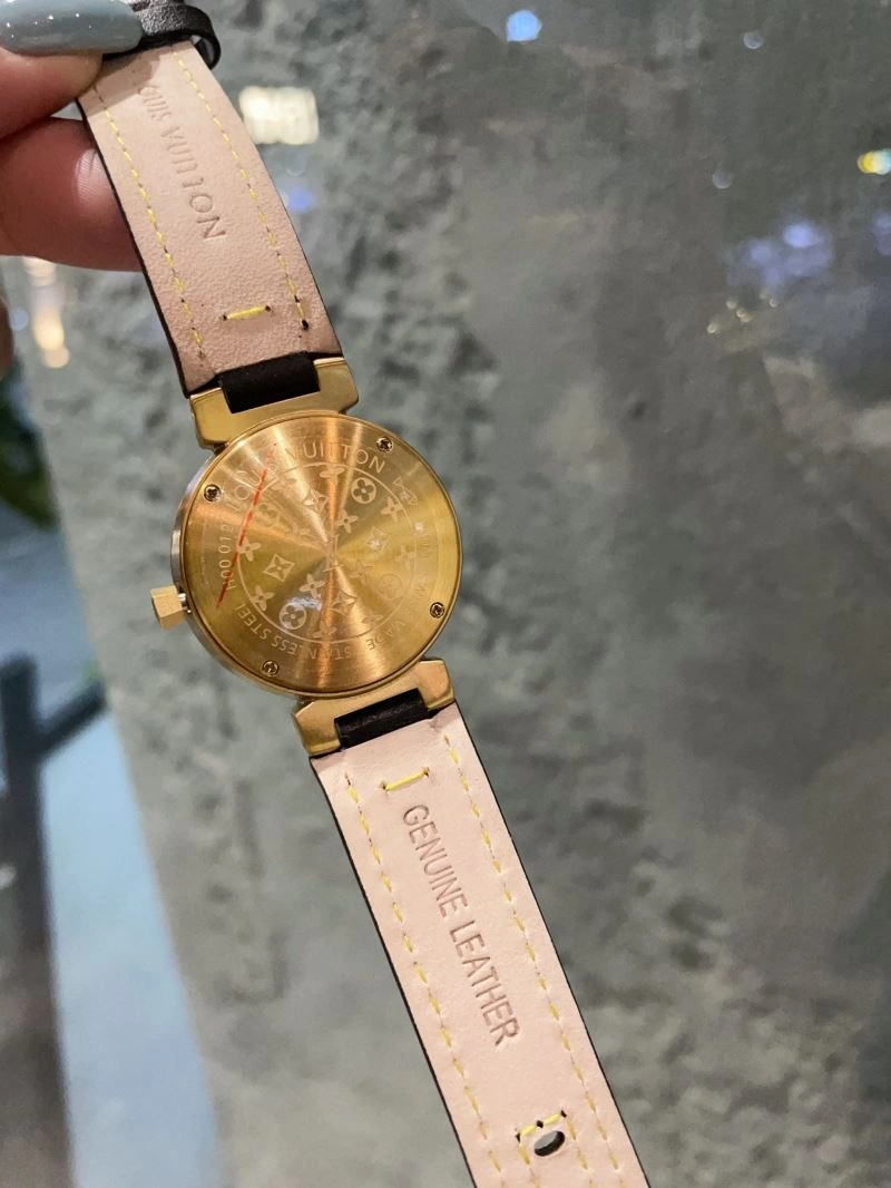 Top mirror LOUIS VUITTON Watches