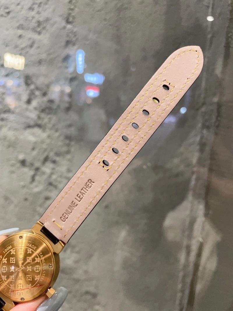 Top mirror LOUIS VUITTON Watches
