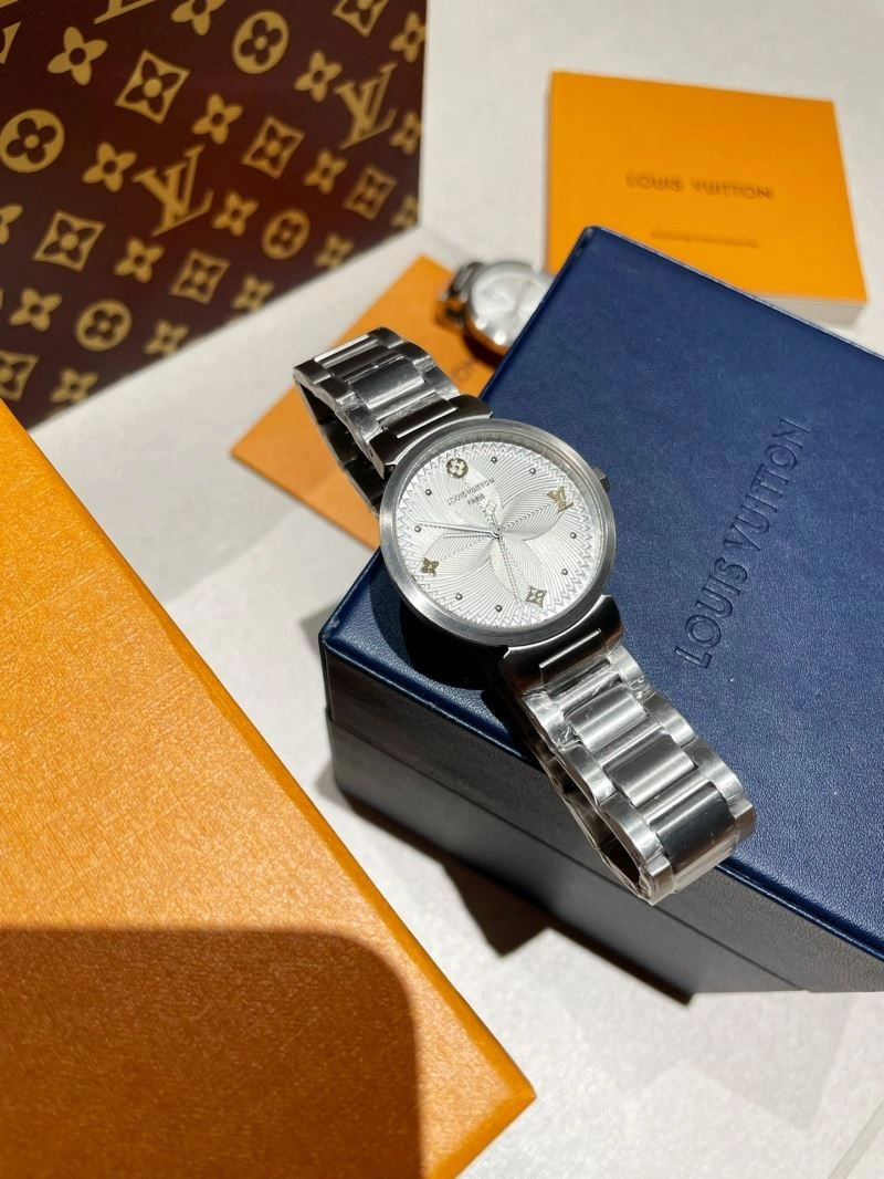 Precise copy LOUIS VUITTON Watches