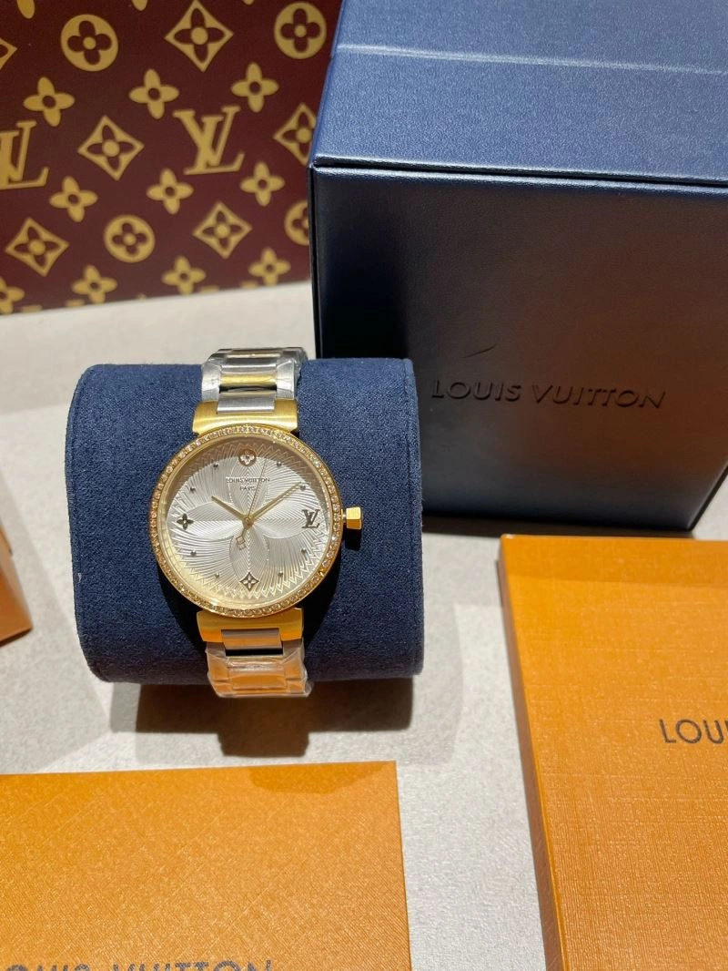 LOUIS VUITTON Watches