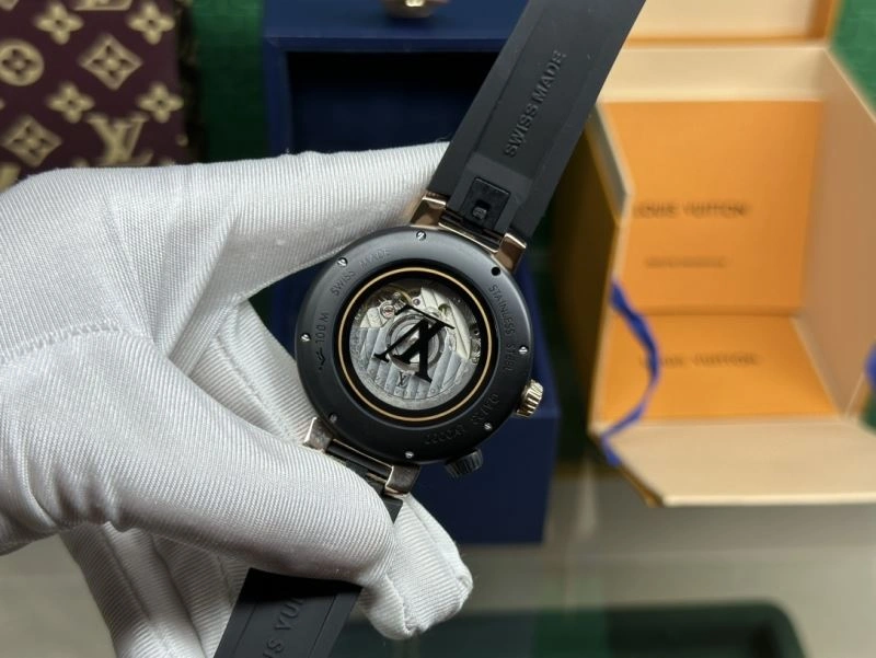 Top mirror LOUIS VUITTON Watches