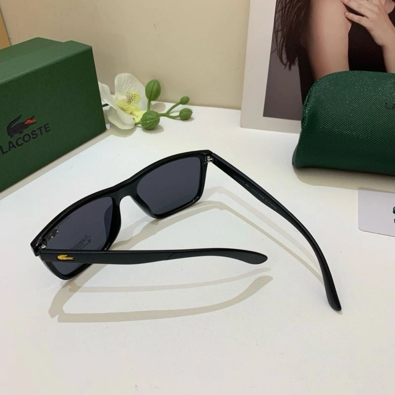 Accurate model Lacoste Sunglasses