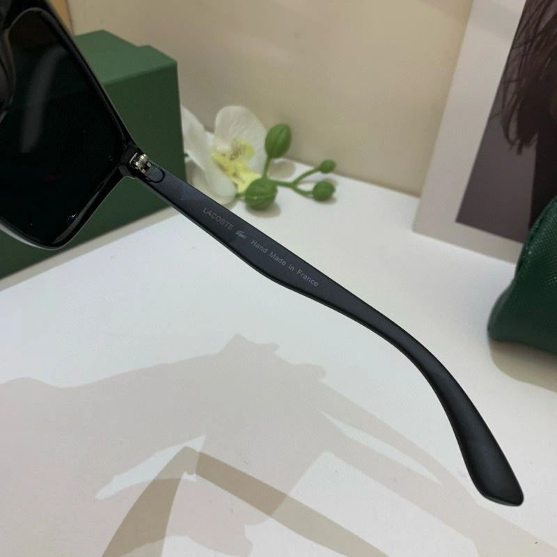 Accurate model Lacoste Sunglasses