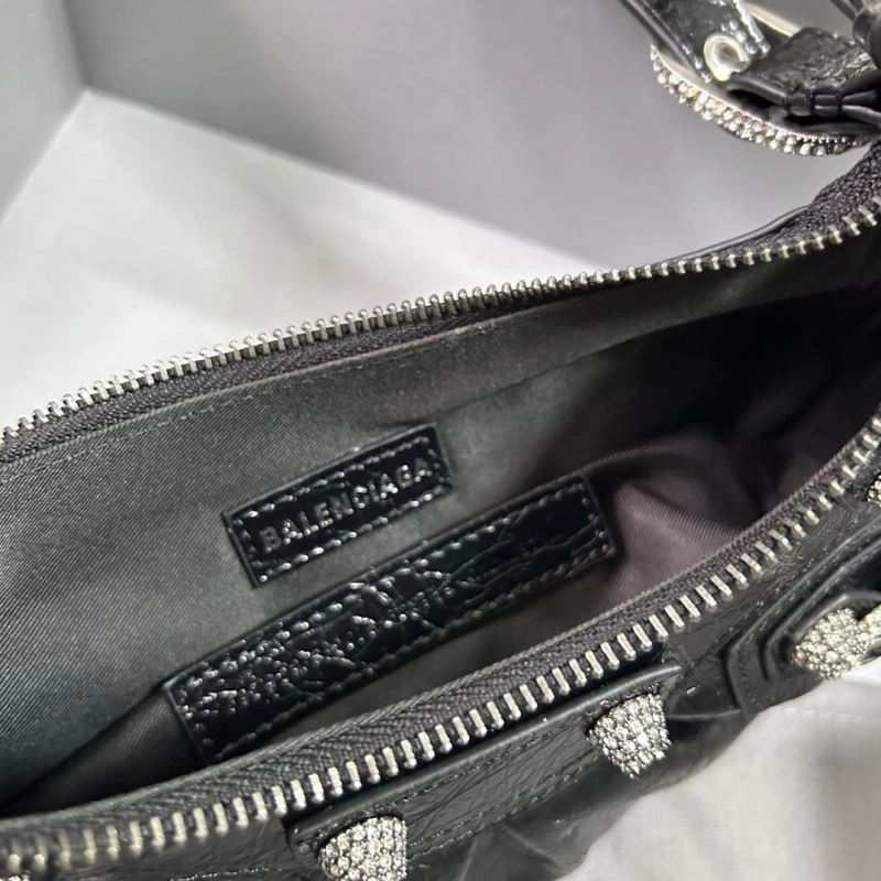 Brand-original Le Cagole Half-Moon Dumpling Bag - Diamond Buckle Black XS