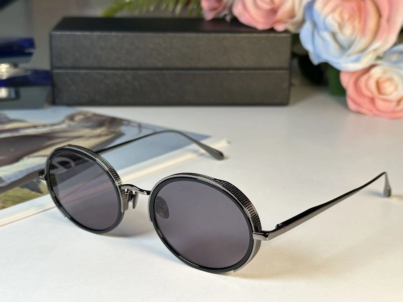 Indistinguishable Linda Farrow Sunglasses