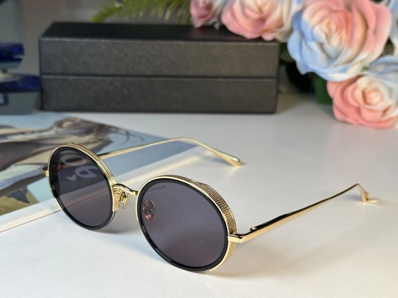 Indistinguishable Linda Farrow Sunglasses