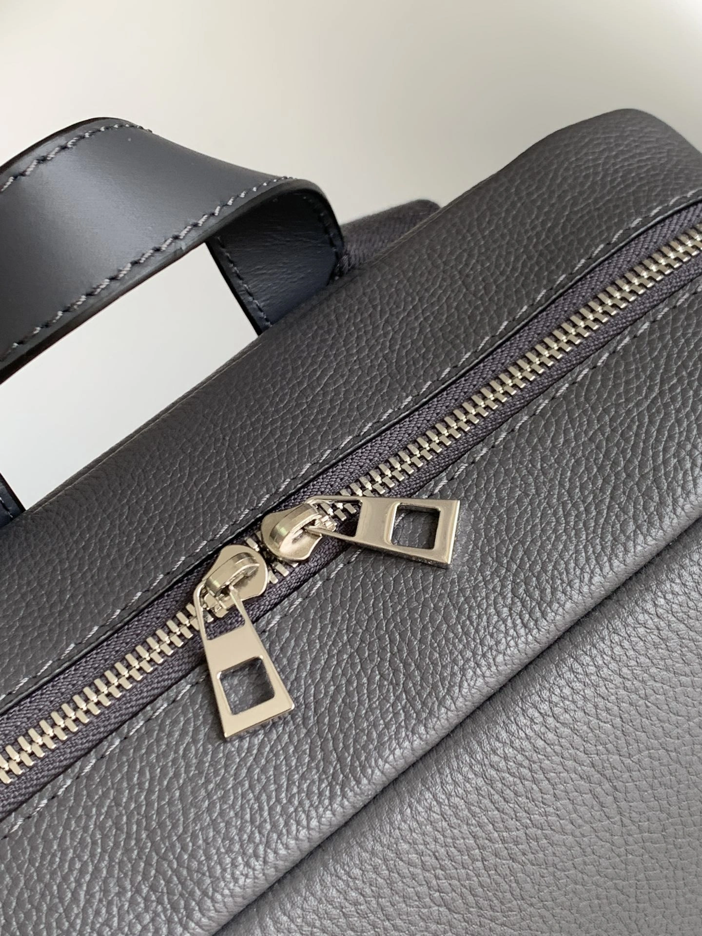 Low-cost Loewe Backpacks
