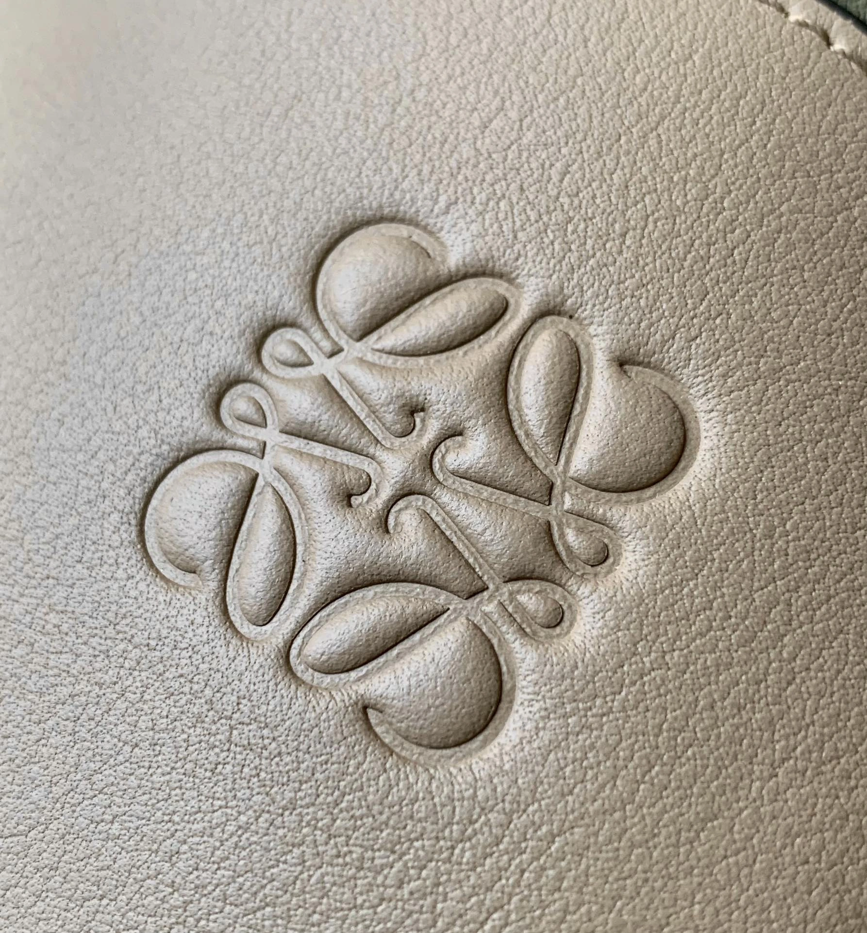 Accurate model Loewe Backpacks