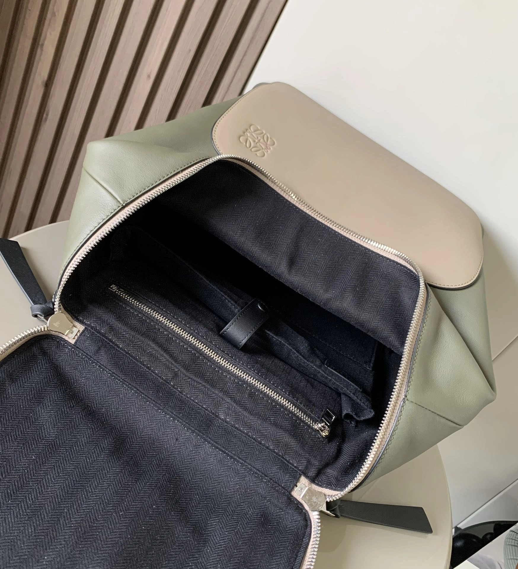 Accurate model Loewe Backpacks