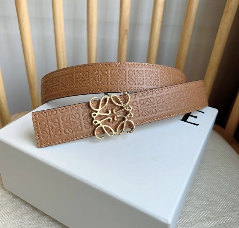 Accurate model Loewe Belts