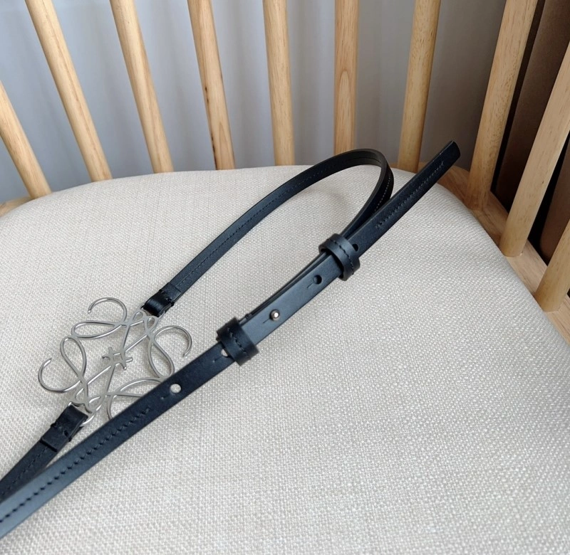 Cut-rate Loewe Belts