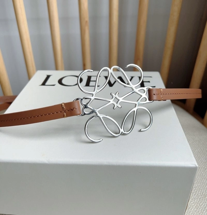 Top match Loewe Belts