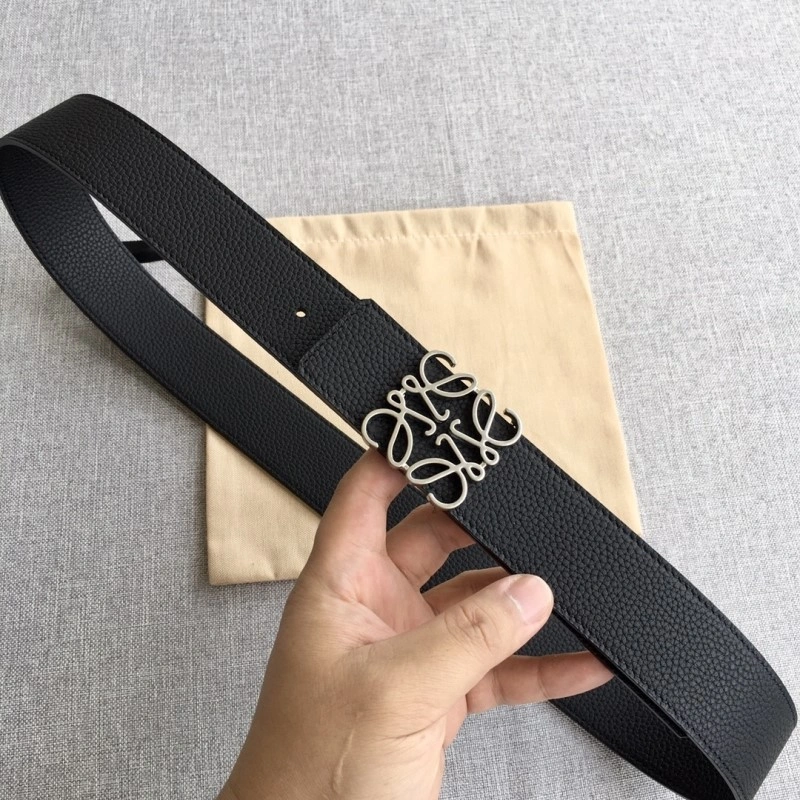 Cut-rate Loewe Belts