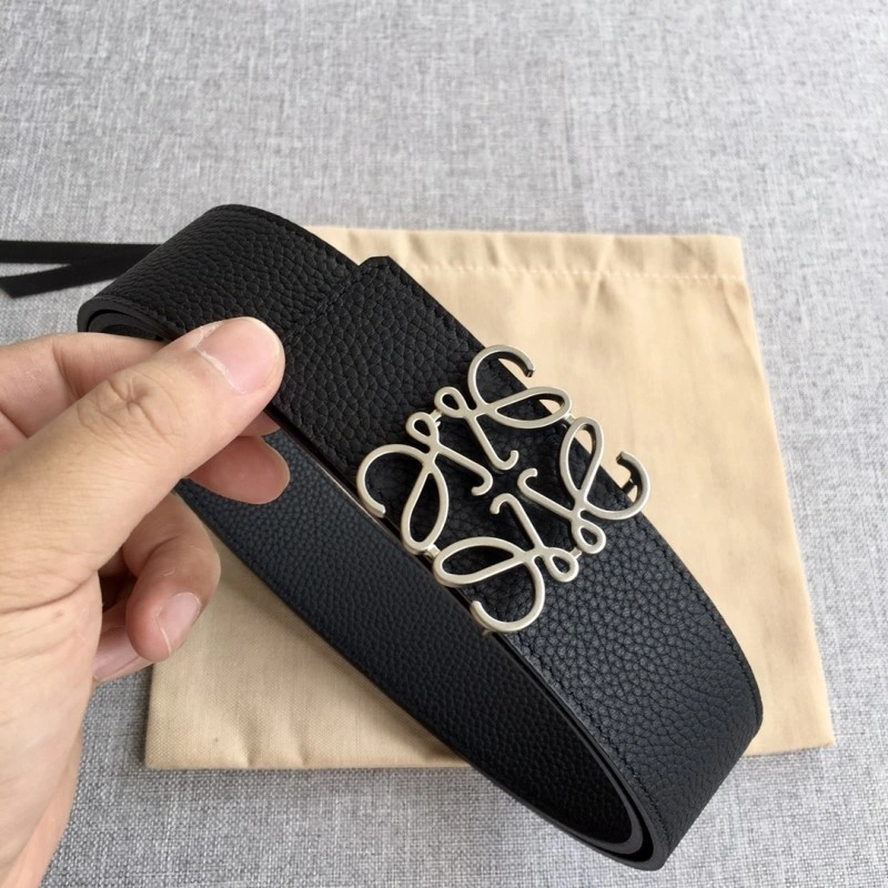 Cut-rate Loewe Belts