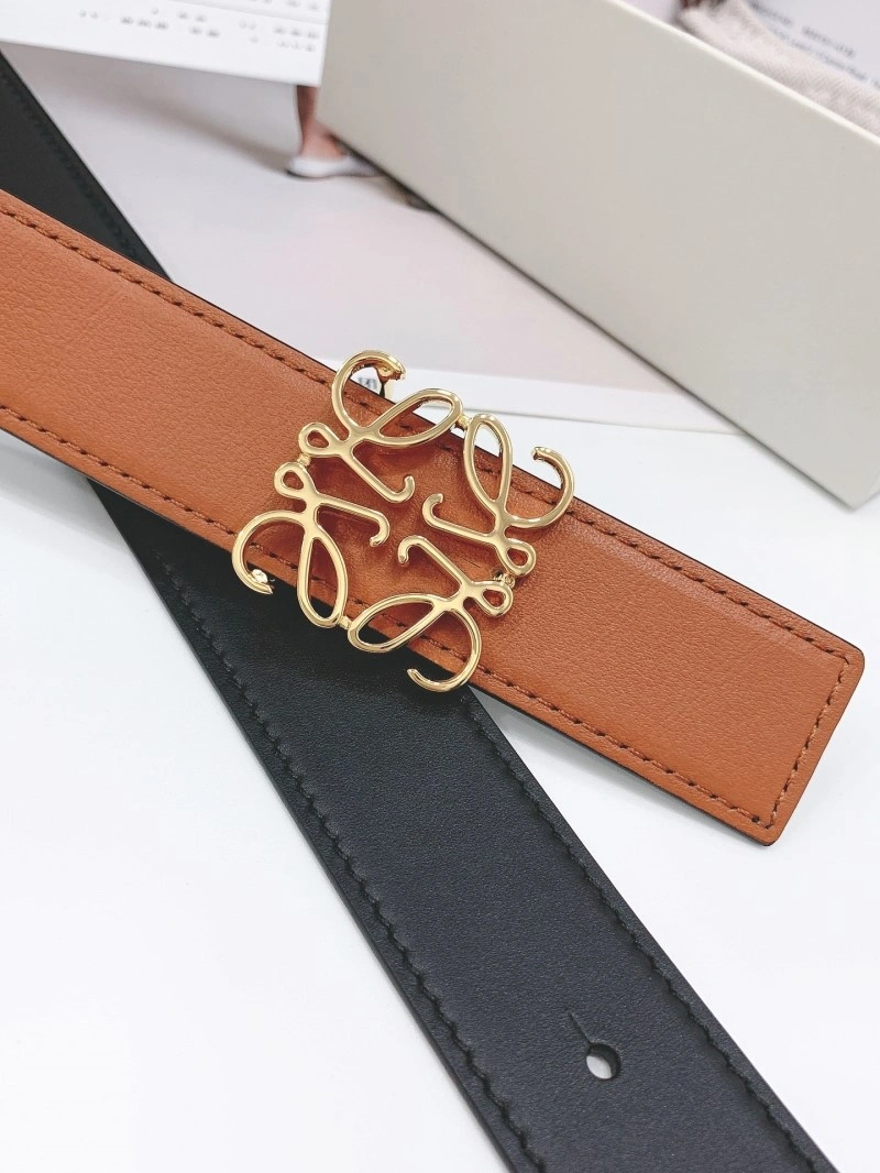 Accurate model Loewe Belts