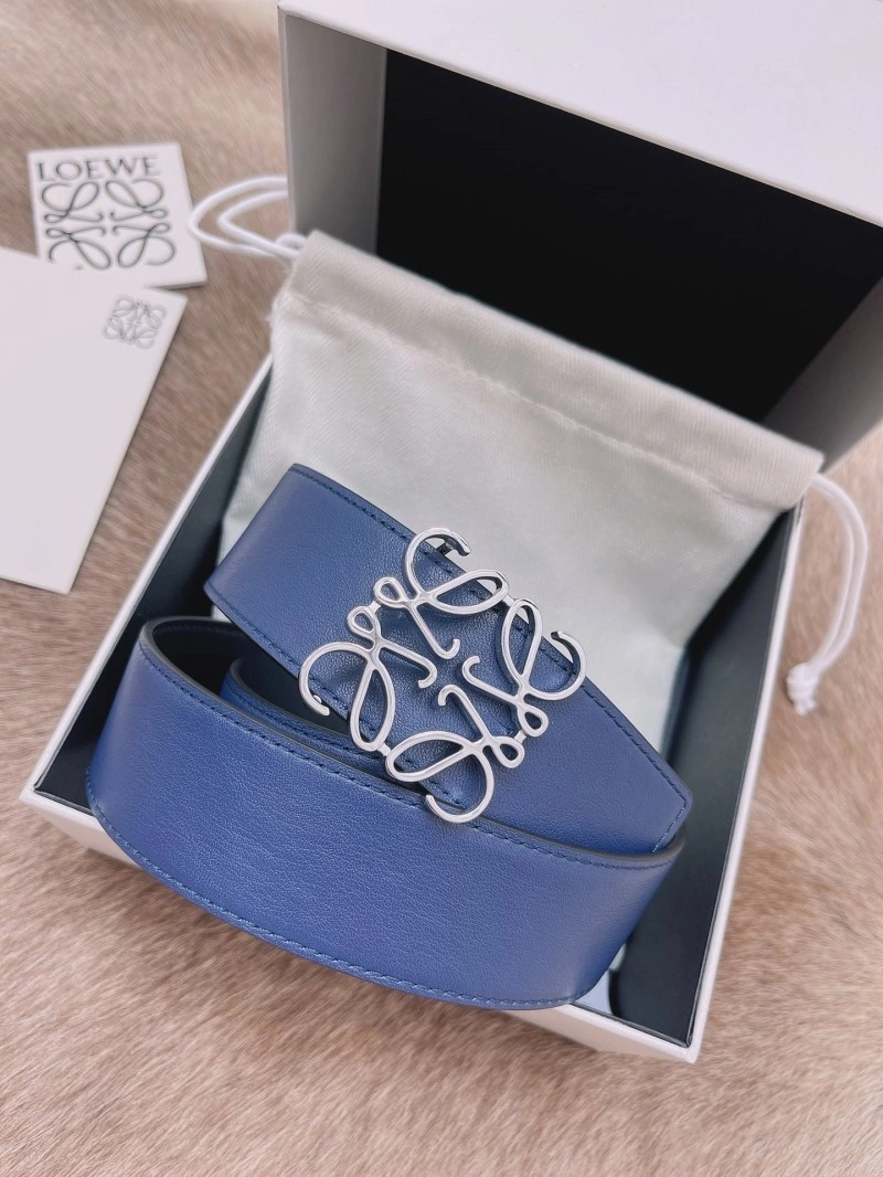 Cut-rate Loewe Belts