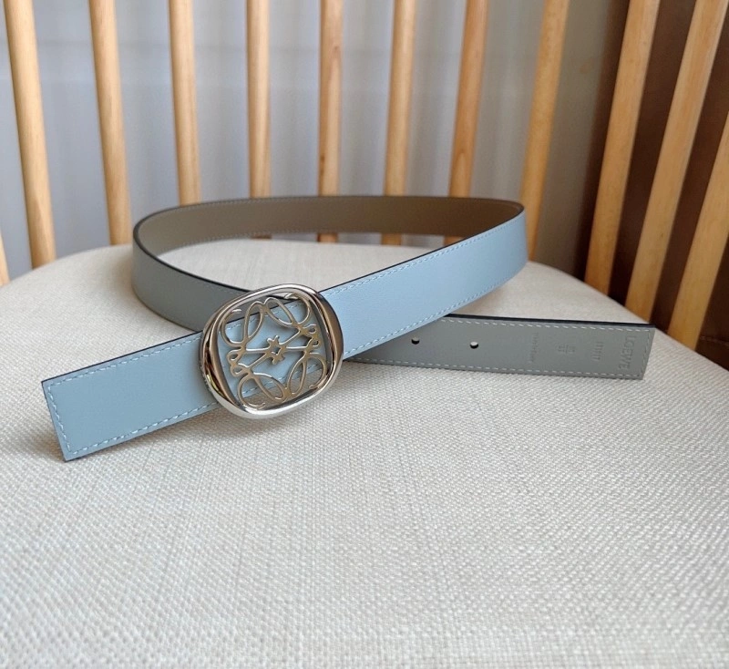 Cut-rate Loewe Belts