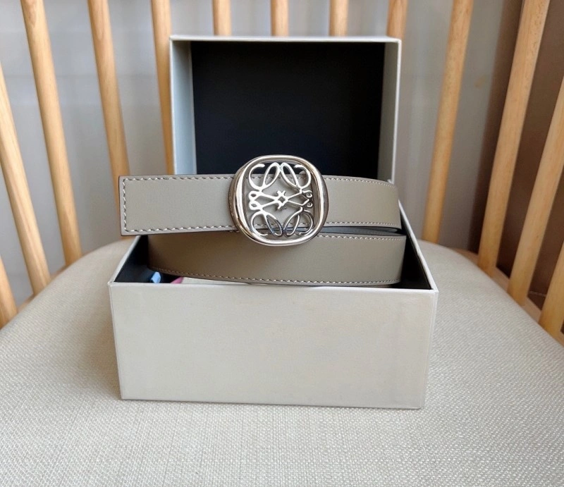 Cut-rate Loewe Belts