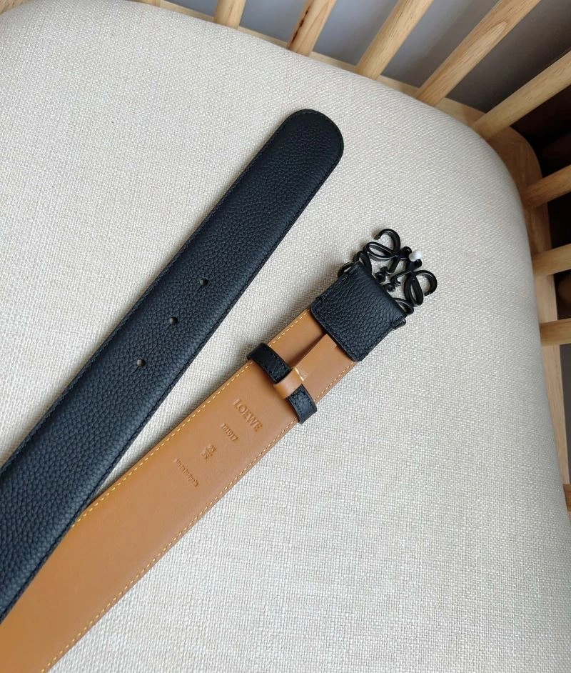 Accurate model Loewe Belts