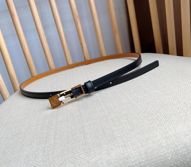 Indistinguishable Loewe Belts