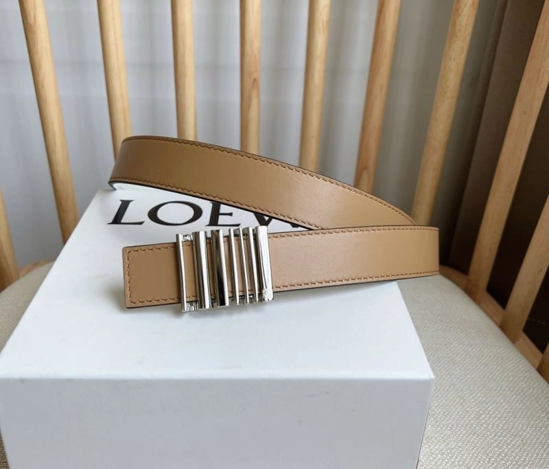 Accurate model Loewe Belts