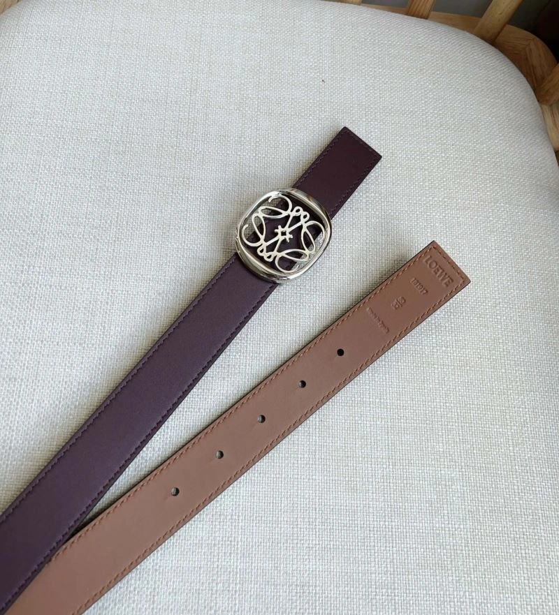 Accurate model Loewe Belts