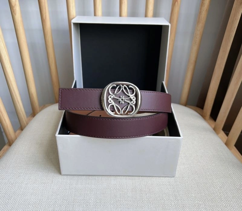 Accurate model Loewe Belts