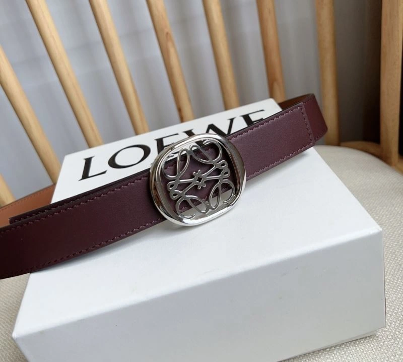 Accurate model Loewe Belts