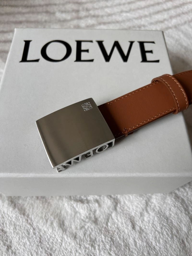 Indistinguishable Loewe Belts