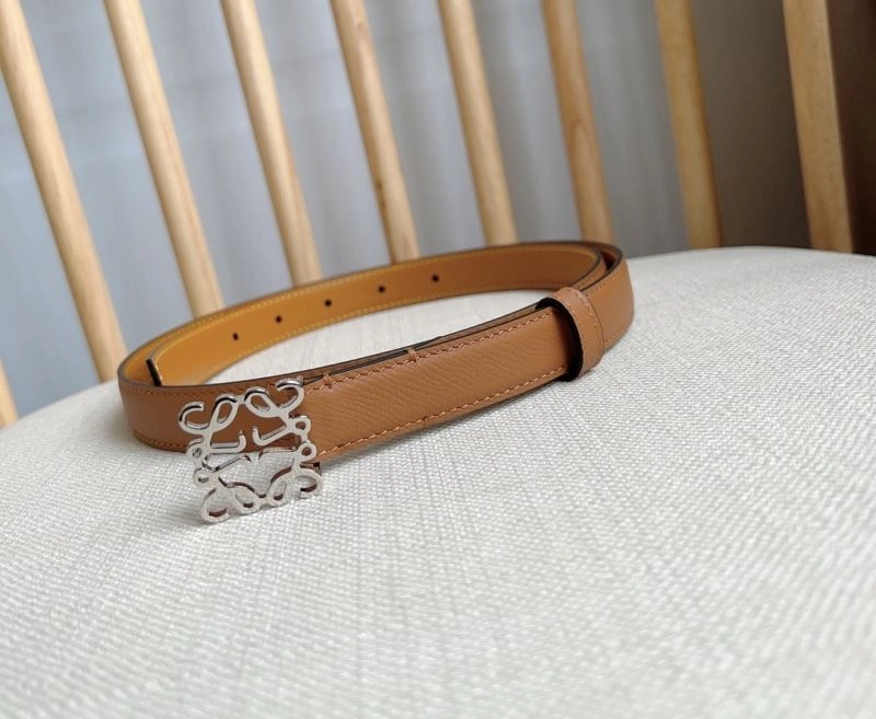 Accurate model Loewe Belts